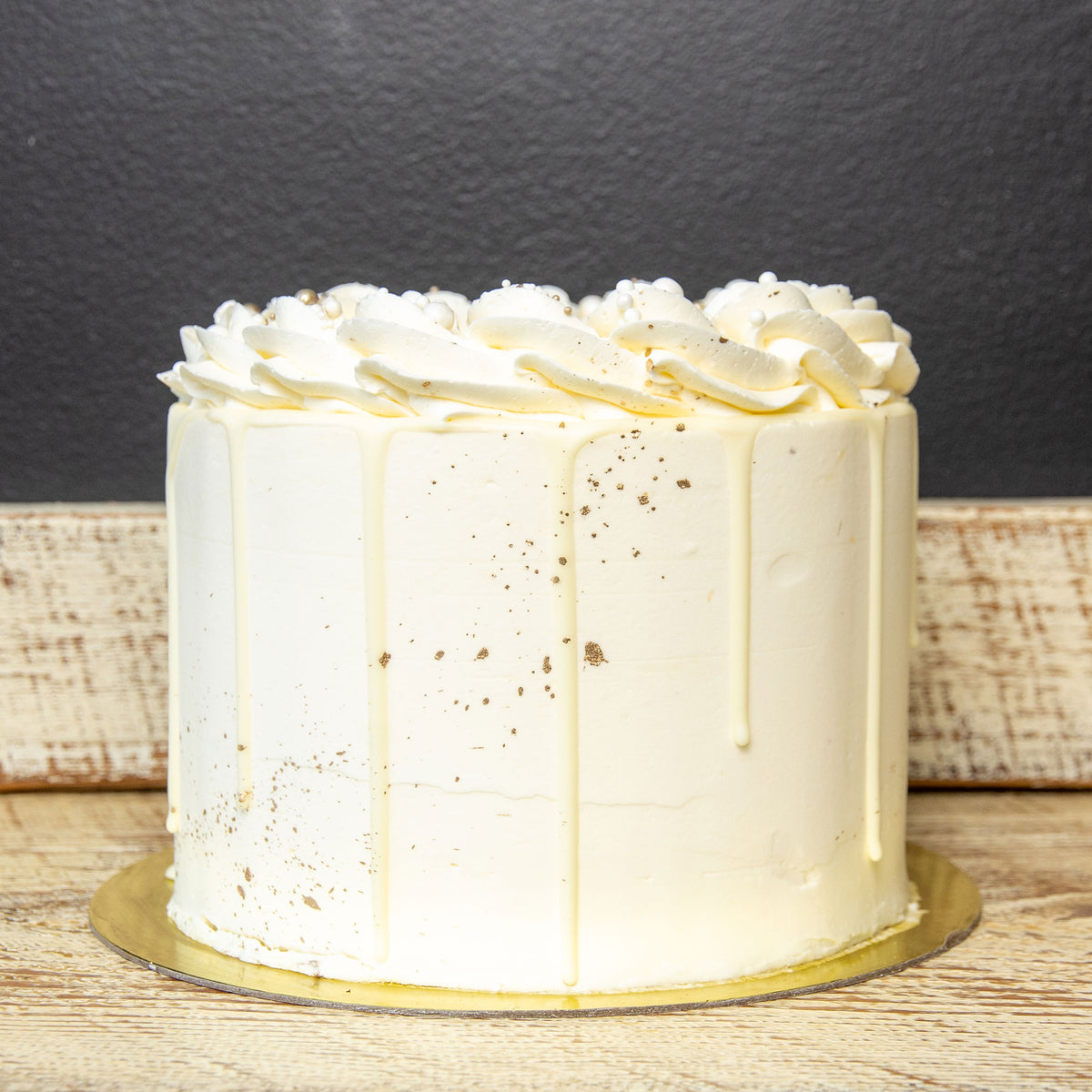 Vanilla Signature Cake | patisserielawrencev